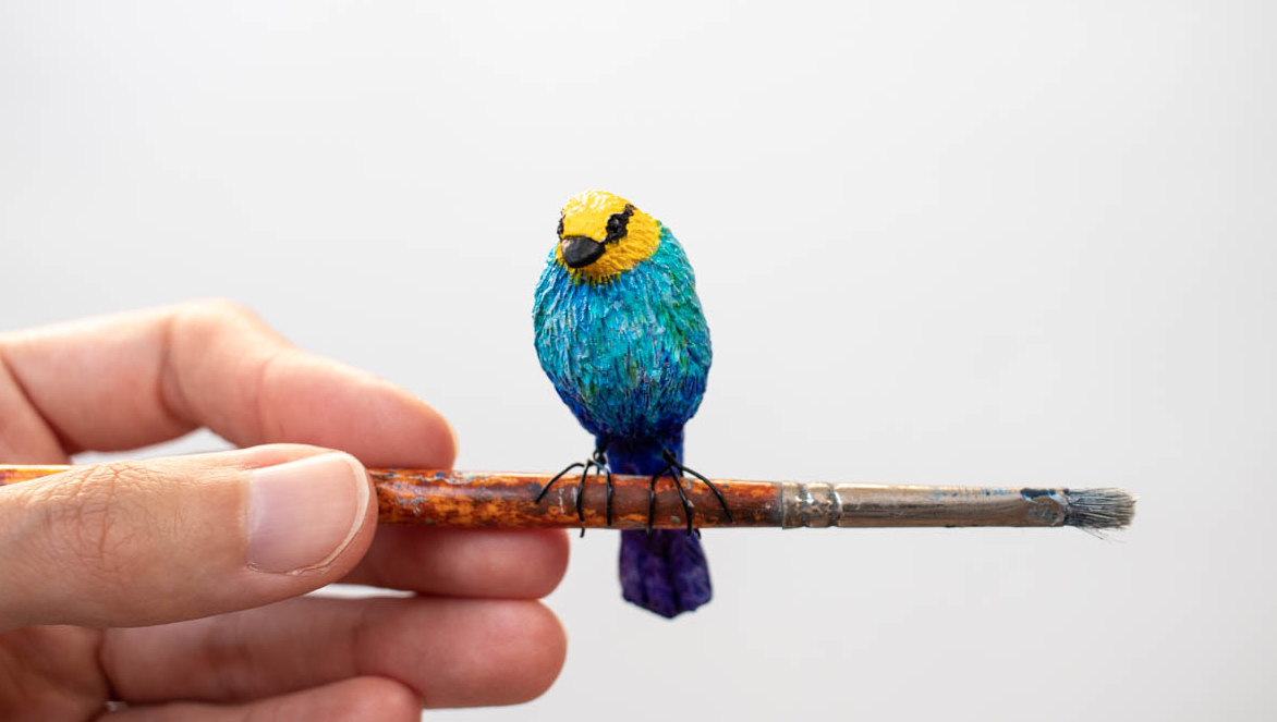 How To Sculpt A Simple Bird for Beginners - Air Dry Clay + Acrylic ...