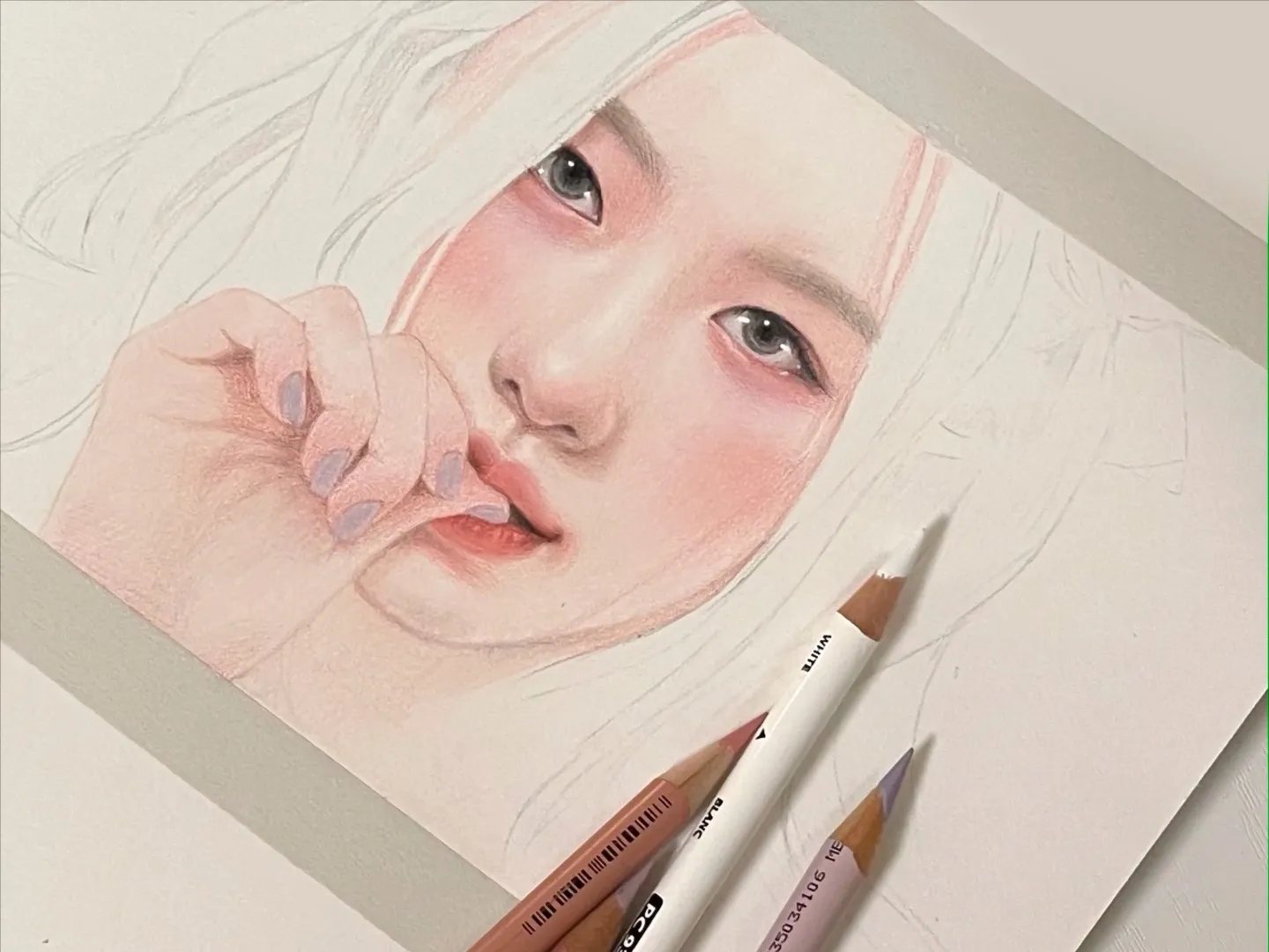 Colored Pencil Portraits Filled with Warm Stories by HANTOGRAPH (Korean ...